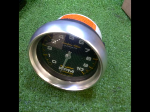 AutoMeter 4798 カーボンタコメーター | カー用品 メーター系 メーターを通販で購入する | 中古カー＆バイク用品の販売ならアップガレージ