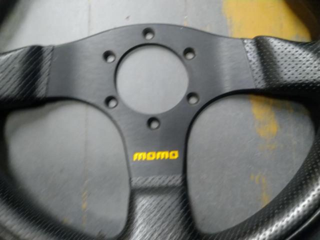 MOMO TYPE D レザーステアリング | 中古品 | アップガレージ 練馬店 | カー用品 インテリア ステアリングを通販で購入する ...