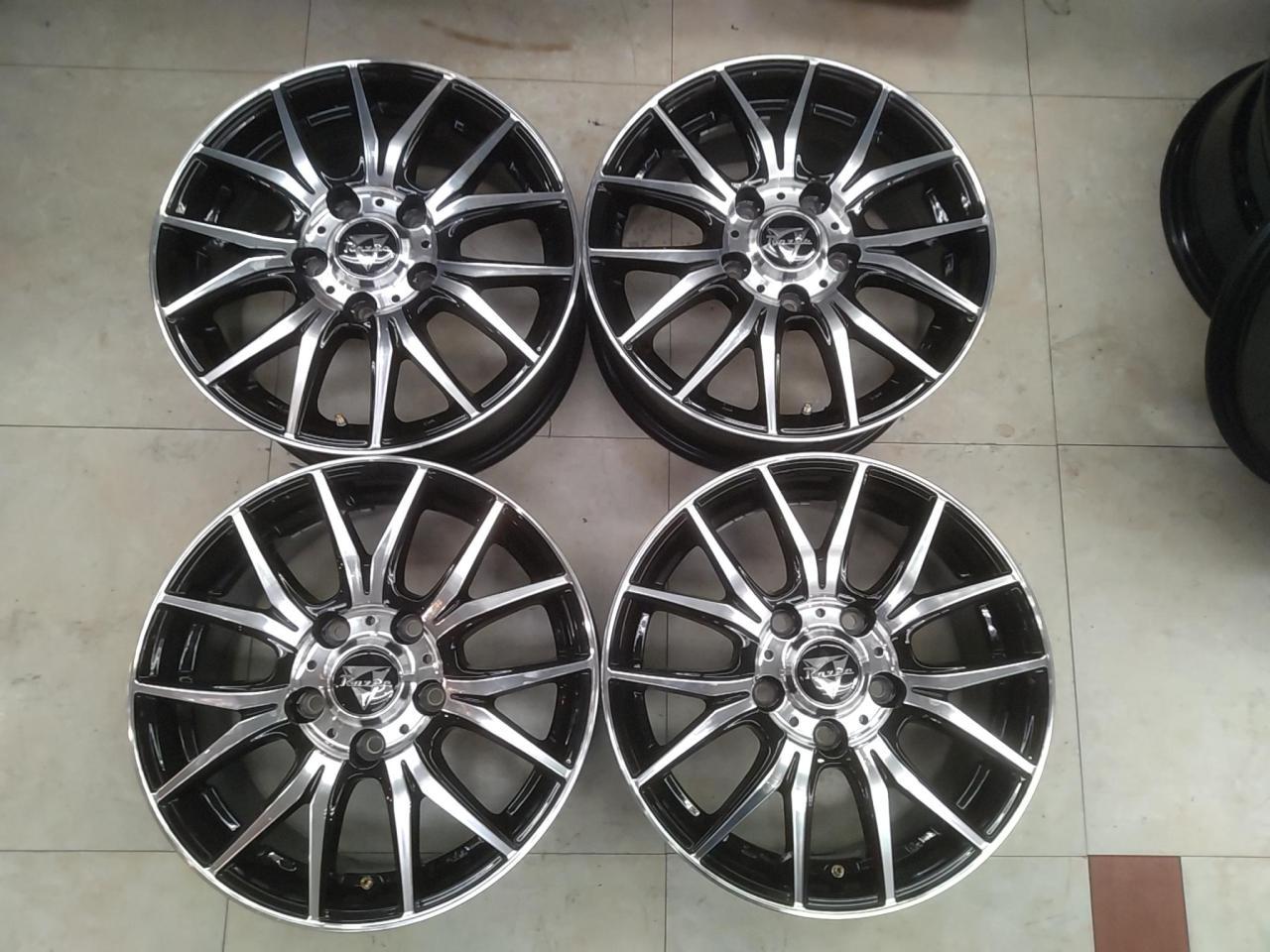 INTER MILANO RAZEE M-7 | カー用品 アルミホイール 15インチホイールを通販で購入する | 中古カー＆バイク用品の販売 ...