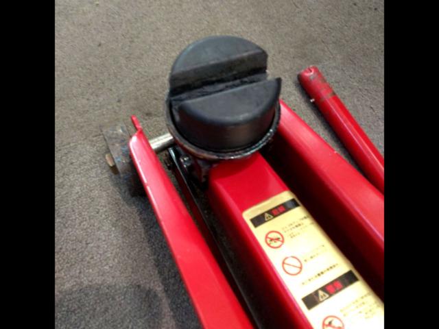 BAL 油圧式フロアジャッキ 2t No.1336 | カー用品 メンテナンス 工具を通販で購入する | 中古カー＆バイク用品の販売ならアップガレージ