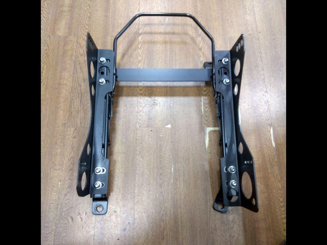 【RX-7/FD3S】 BRIDE シートレール LFタイプ ※LH | カー用品 シート シートレール(ブリッド)を通販で購入する | 中古カー＆バイク用品の販売ならアップガレージ