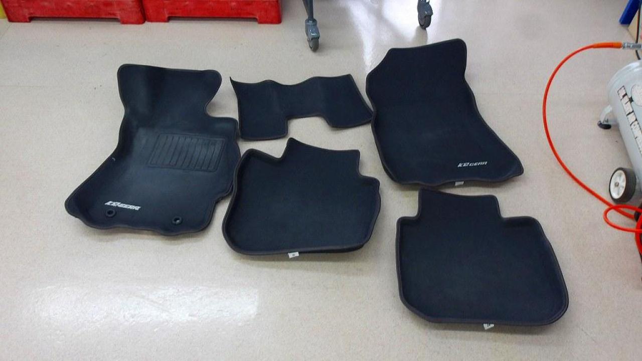 【K2 GEAR(ケーツーギア)】 3Dフロアマット 1台分 BM/BR系レガシィ B4/ツーリングワゴン/アウトバック AT/MT両対応 ...