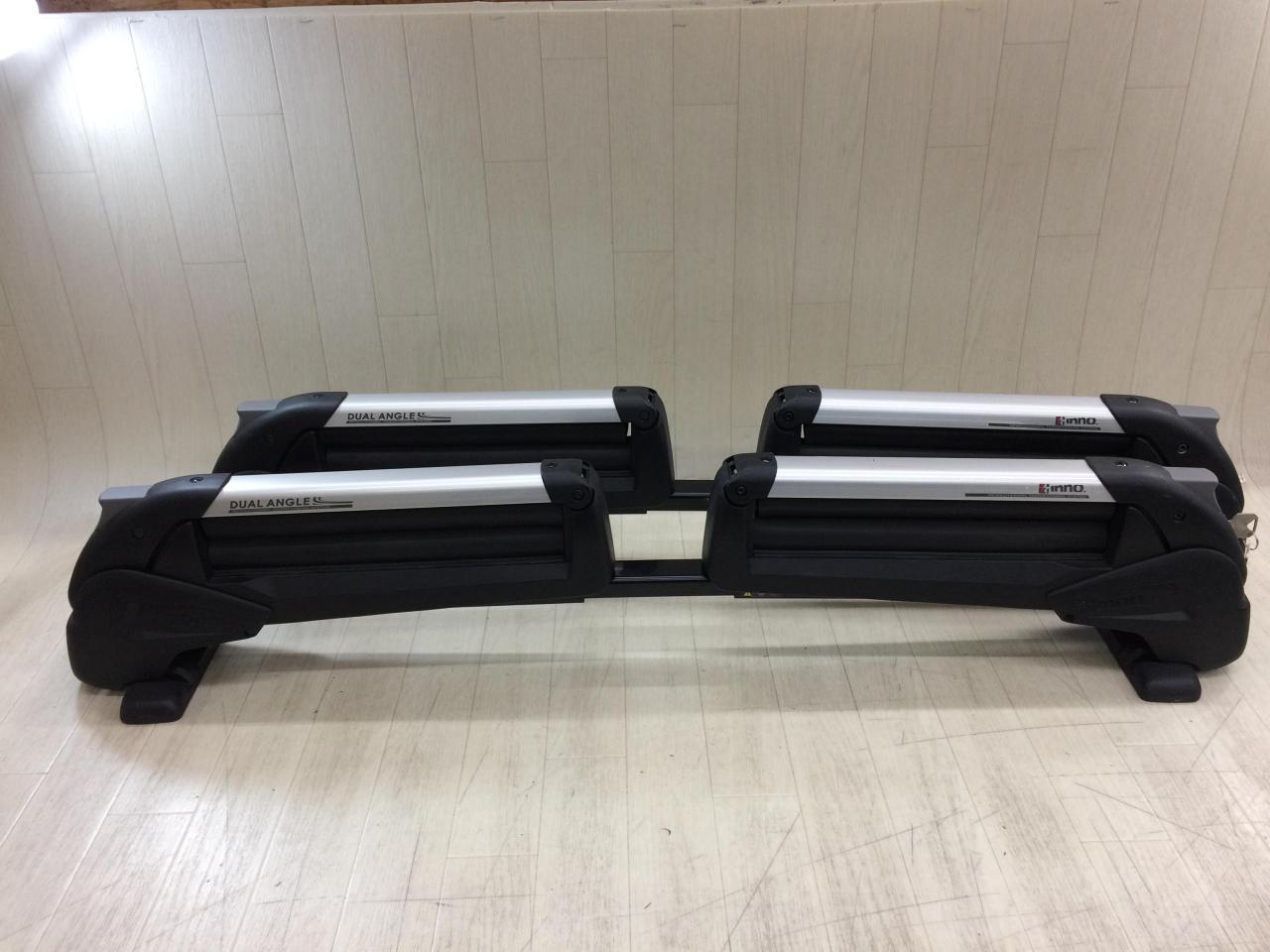 INNO UK723 ルーフオンデュアルアングルウインターキャリア(スキー、スノーボードキャリア) 70系ヴォクシー用フック付き | カー用品 キャリアを通販で購入する | 中古カー＆バイク用 ...