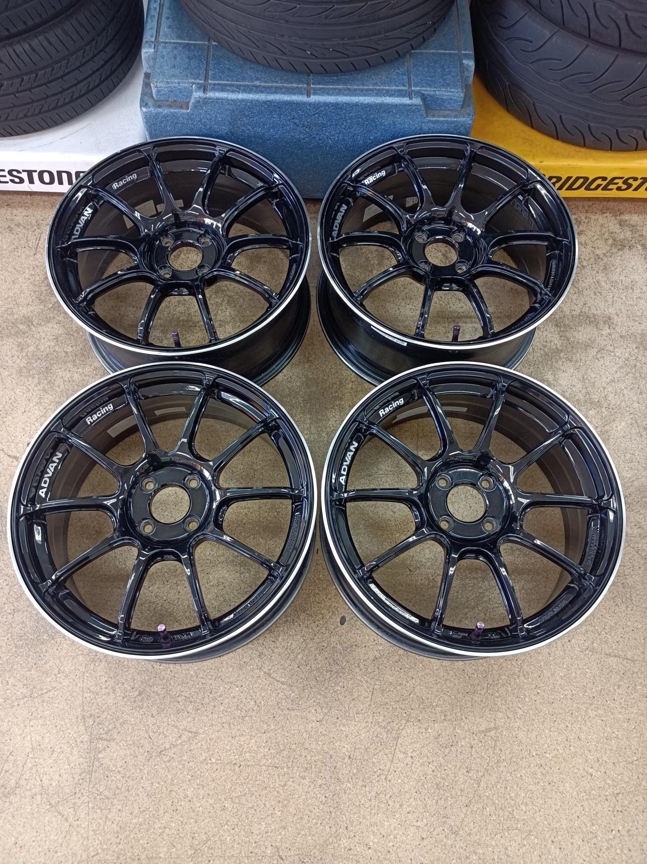YOKOHAMA(ヨコハマ) ADVAN Racing(アドバンレーシング) RZ2 レーシンググロスブラック&リング | 中古品 | アップ ...