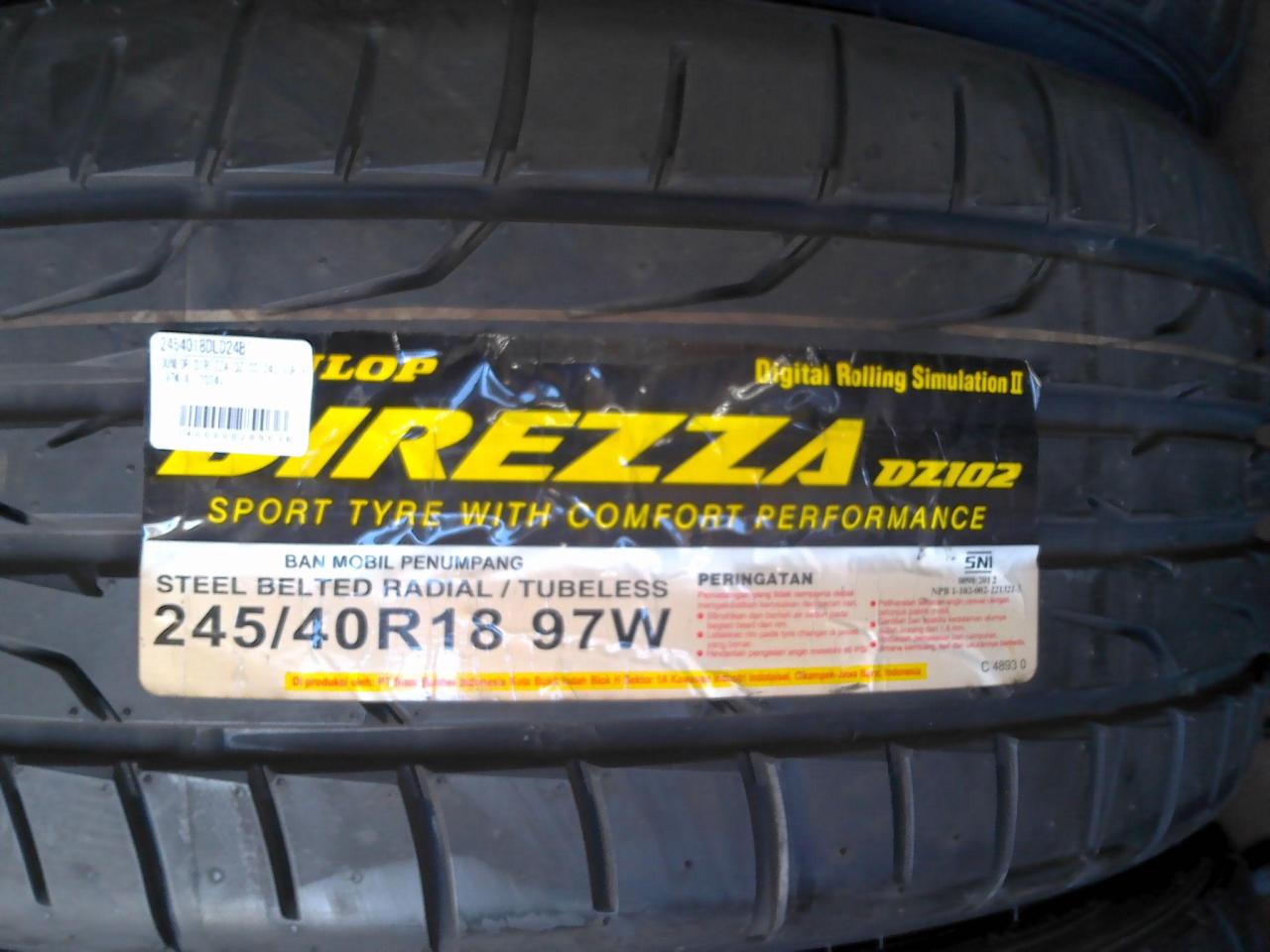 DUNLOP DIREZZA DZ102 245/40R18 4本セット | カー用品 タイヤ 18インチタイヤを通販で購入する | 中古カー＆バイク用品の販売ならアップガレージ