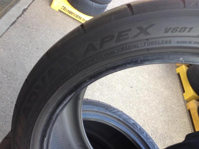 YOKOHAMA ADVAN APEX V601 | カー用品 タイヤ 18インチタイヤを通販で購入する | 中古カー＆バイク用品の販売なら ...