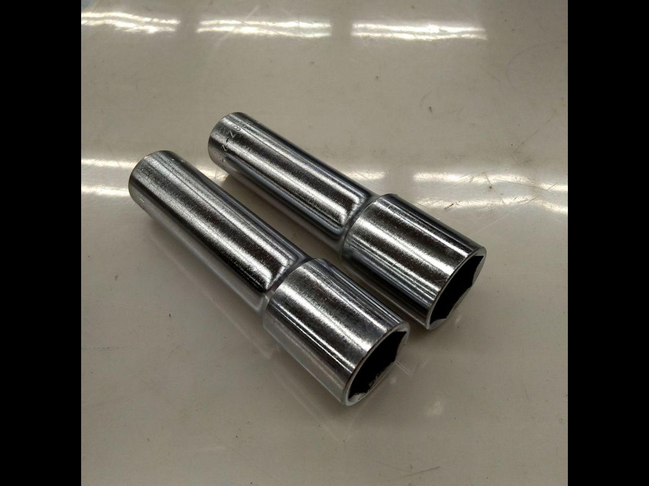 KTC 12.7sq.ホイールナット専用ソケット 19mm/21mm 2本セット 【B38Z-19H / B38Z-21H】 | カー用品 メンテナンス 工具を通販で購入する | 中古カー ...