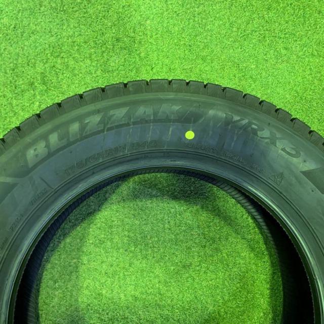 BRIDGESTONE BLIZZAK VRX3 175/65R15 2023年製造 | カー用品 スタッドレスタイヤ 15インチスタッドレスタイヤを通販で購入する | 中古カー＆バイク用品の ...