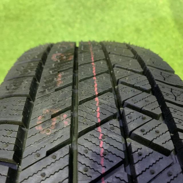 【値下げしました!!】BRIDGESTONE BLIZZAK VRX3 175/65R15 2023年製造 | 新古品 | アップガレージ 群馬館林店 | カー用品 スタッドレスタイヤ 15 ...