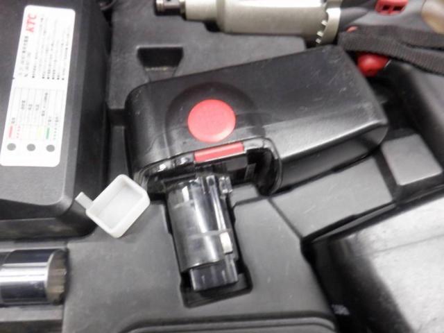 【WG】【わけあり】KTC JAE401 充電式インパクトドライバ | 総合リユース 切断機 その他を通販で購入する | 中古カー＆バイク用品の販売ならアップガレージ