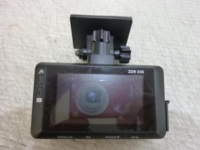 【COMTEC】ZDR035 前後2カメドライブレコーダー | カー用品 カーAVアクセサリー ドライブレコーダーを通販で購入する | 中古カー＆バイク用品の販売ならアップガレージ