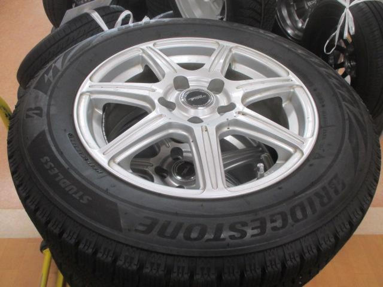 BRIDGESTONE TOPRUN R7+BRIDGESTONE BLIZZAK VRX2(2021年製造) | カー用品 スタッドレスタイヤホイールセット 16インチスタッドレスタイヤ ...