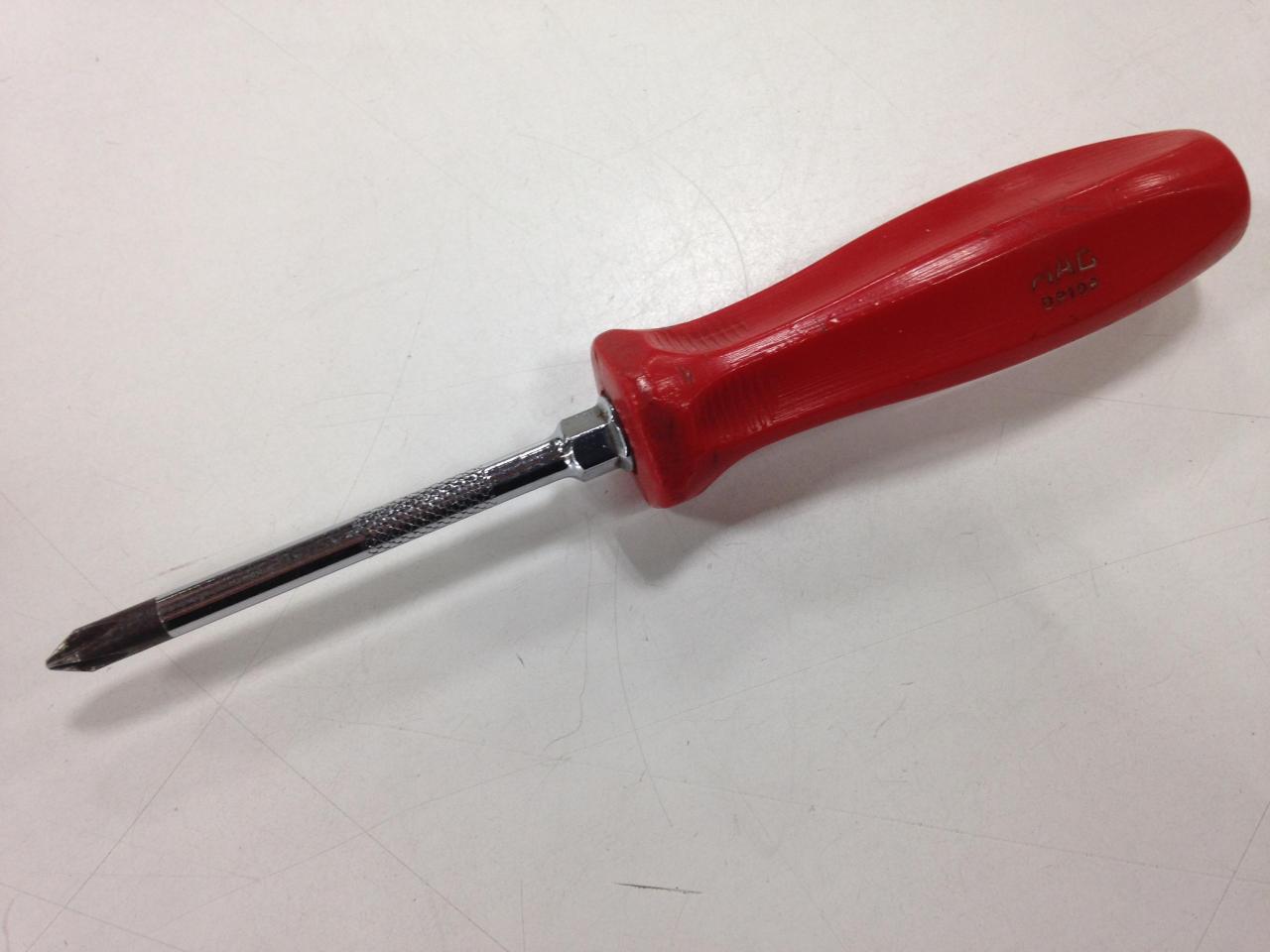 MAC TOOLS ペンタグリップスクリュードライバー プラス#1 DP108 | カー用品 メンテナンス 工具を通販で購入する | 中古カー＆バイク用品の販売ならアップガレージ