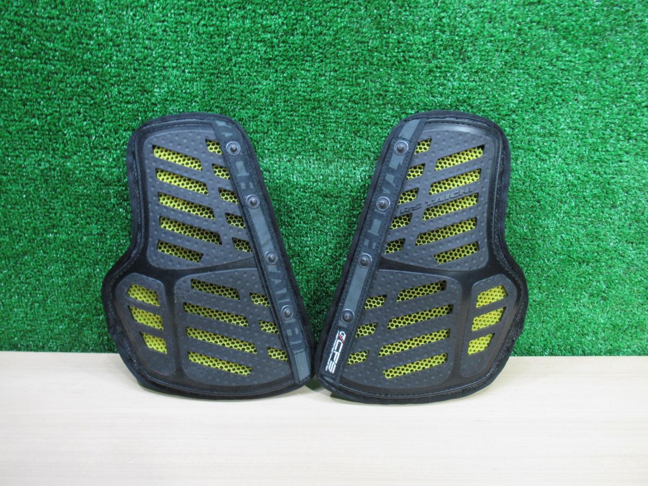 【美品】 セパレートチェストプロテクター RSTaichi(アールエスタイチ) | バイク用品 プロテクター プロテクター(二輪)を通販で購入 ...