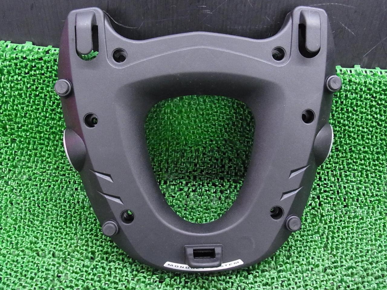 GIVI(ジビ) モノキーベース 車種不明(ベースのみ) | バイク用品 ツーリング用品 BOX(二輪)を通販で購入する | 中古カー＆バイク ...