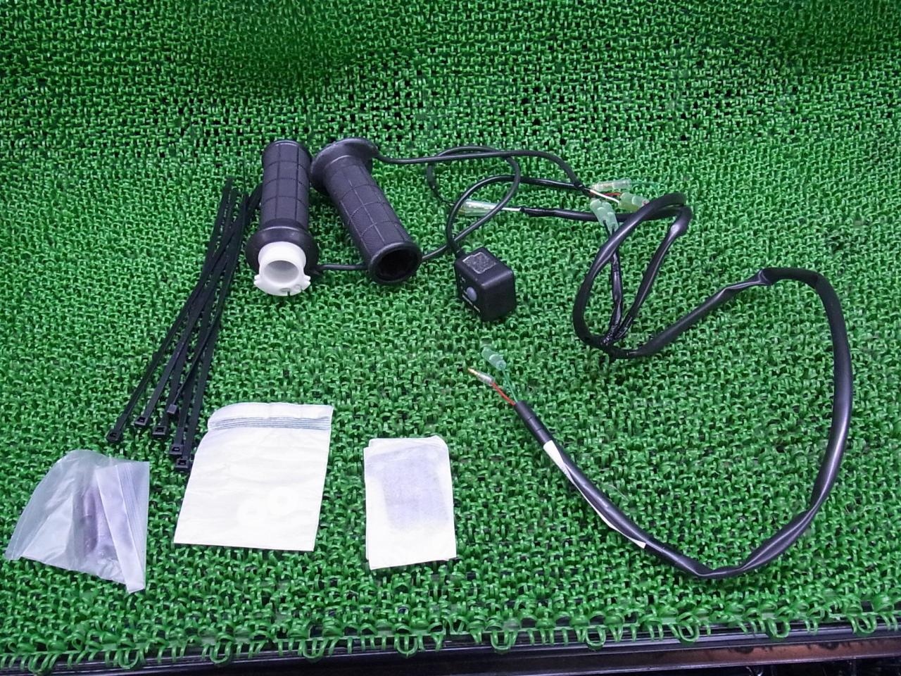 ホンダ 純正OPグリップヒーター PCX(JF81) | バイク用品 ハンドル・ハンドル廻り グリップ(二輪)を通販で購入する | 中古カー ...