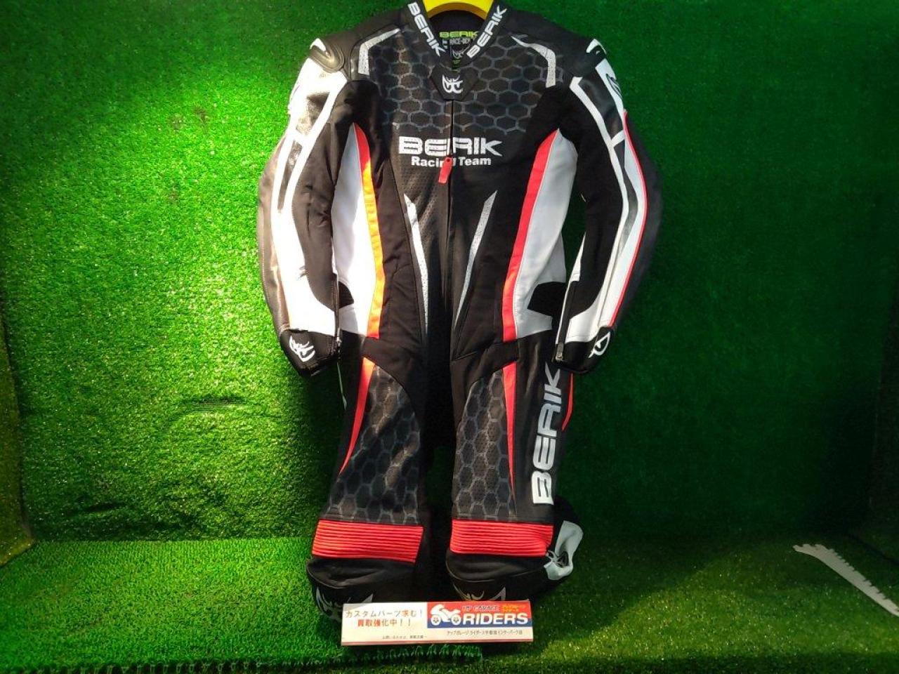 【BERIK】LS1-201329-BK RACE-DEP 2.0 ワンピースレーシングスーツ レッド サイズ:50 タグ付き未使用品 | バイク用品 ウエア レーシングスーツ(二輪)を通販で ...