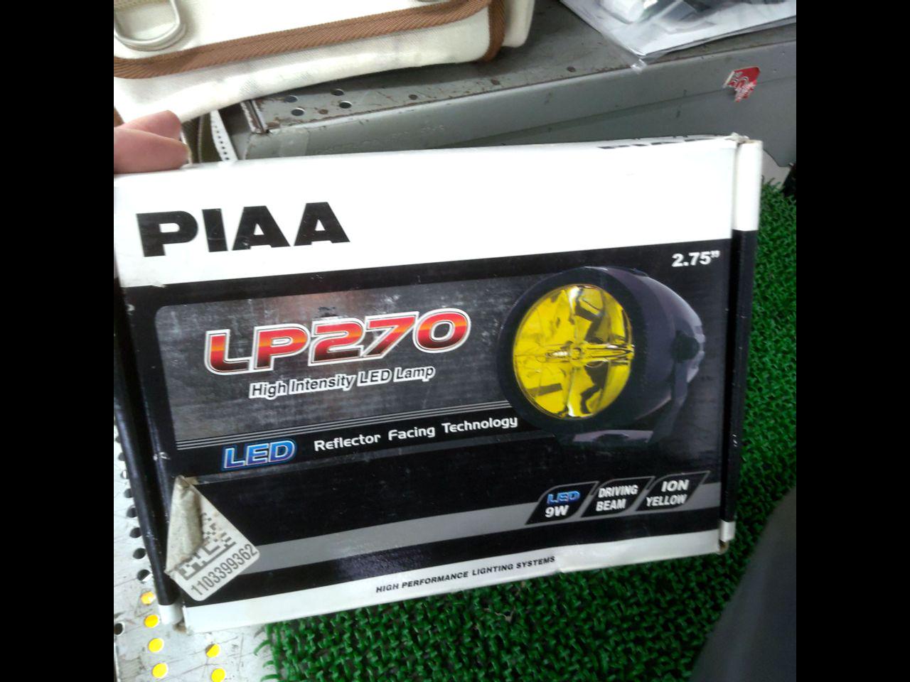 PIAA LP270 フォグランプ | バイク用品 電装品 ヘッドライト(二輪)を通販で購入する | 中古カー＆バイク用品の販売ならアップガレージ