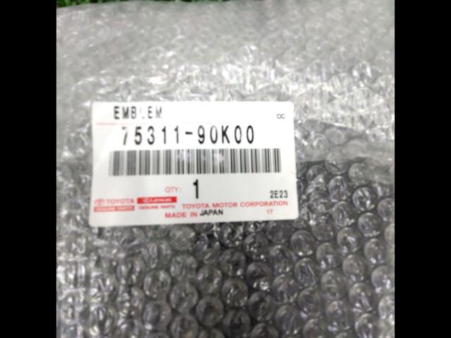 TOYOTA 70ランクル 純正エンブレム 【75311-90K00】 | 新古品 | アップガレージ 横浜町田総本店 | カー用品 その他 ...