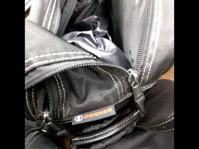 DEGNER ナイロンサドルバッグ NB-10 | バイク用品 ツーリング用品 バッグ(二輪)を通販で購入する | 中古カー＆バイク用品の販売ならアップガレージ