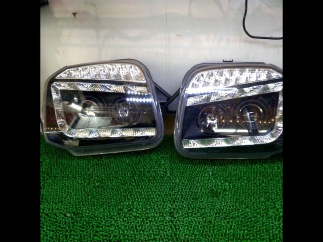 JUNYAN JB23W/ジムニー プロジェクターヘッドライト | カー用品 ボディパーツ ヘッドライトを通販で購入する | 中古カー＆バイク用品の販売ならアップガレージ