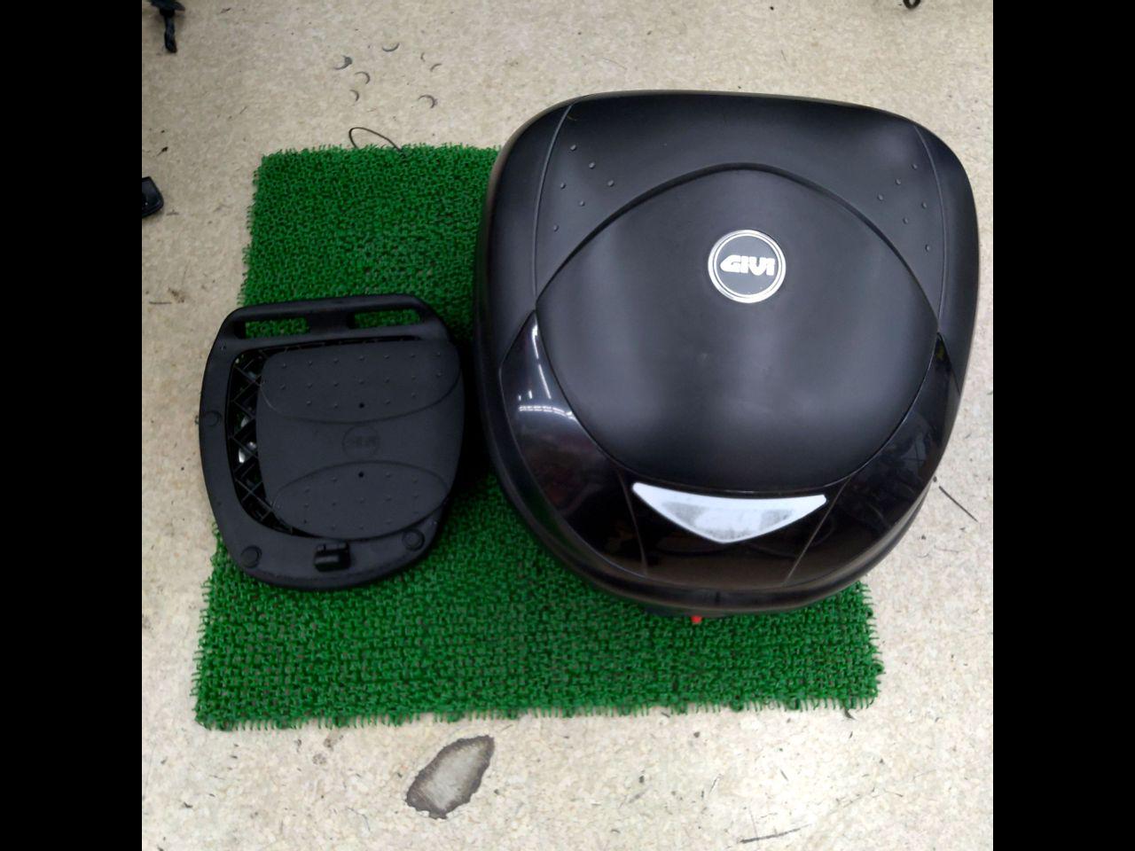 【GIVI】E30リアボックス ベース/カギ付き | バイク用品 ツーリング用品 BOX(二輪)を通販で購入する | 中古カー＆バイク用品の販売ならアップガレージ