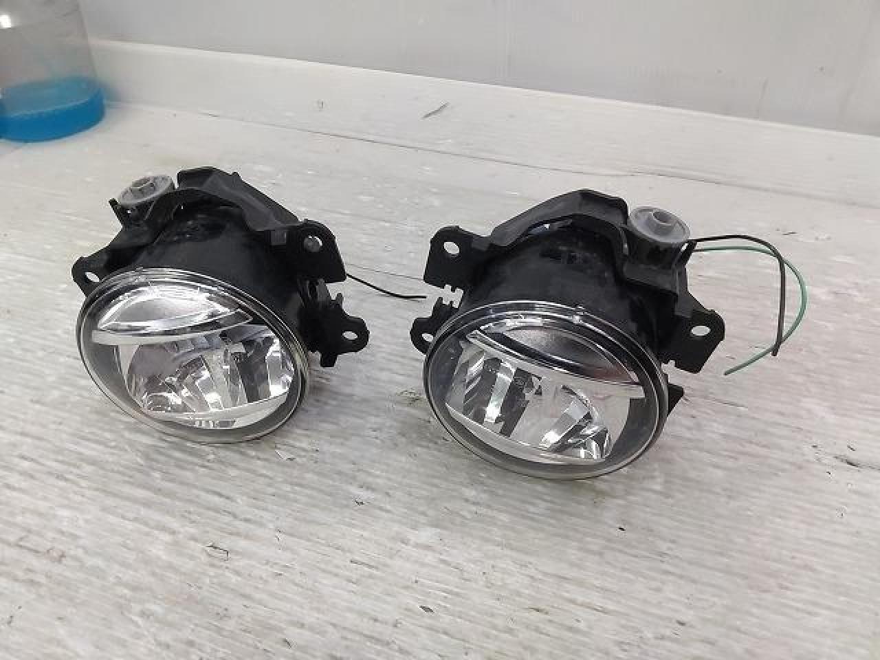 【KOITO】LEDフォグランプ KOITO 114-11092 | カー用品 電装系 フォグランプを通販で購入する | 中古カー＆バイク用品の販売ならアップガレージ