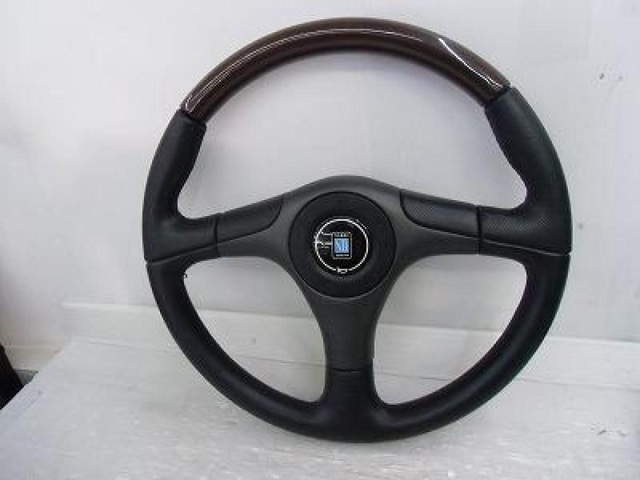 NARDI Z5 コンビステアリング | カー用品 インテリア ステアリングを通販で購入する | 中古カー＆バイク用品の販売ならアップガレージ