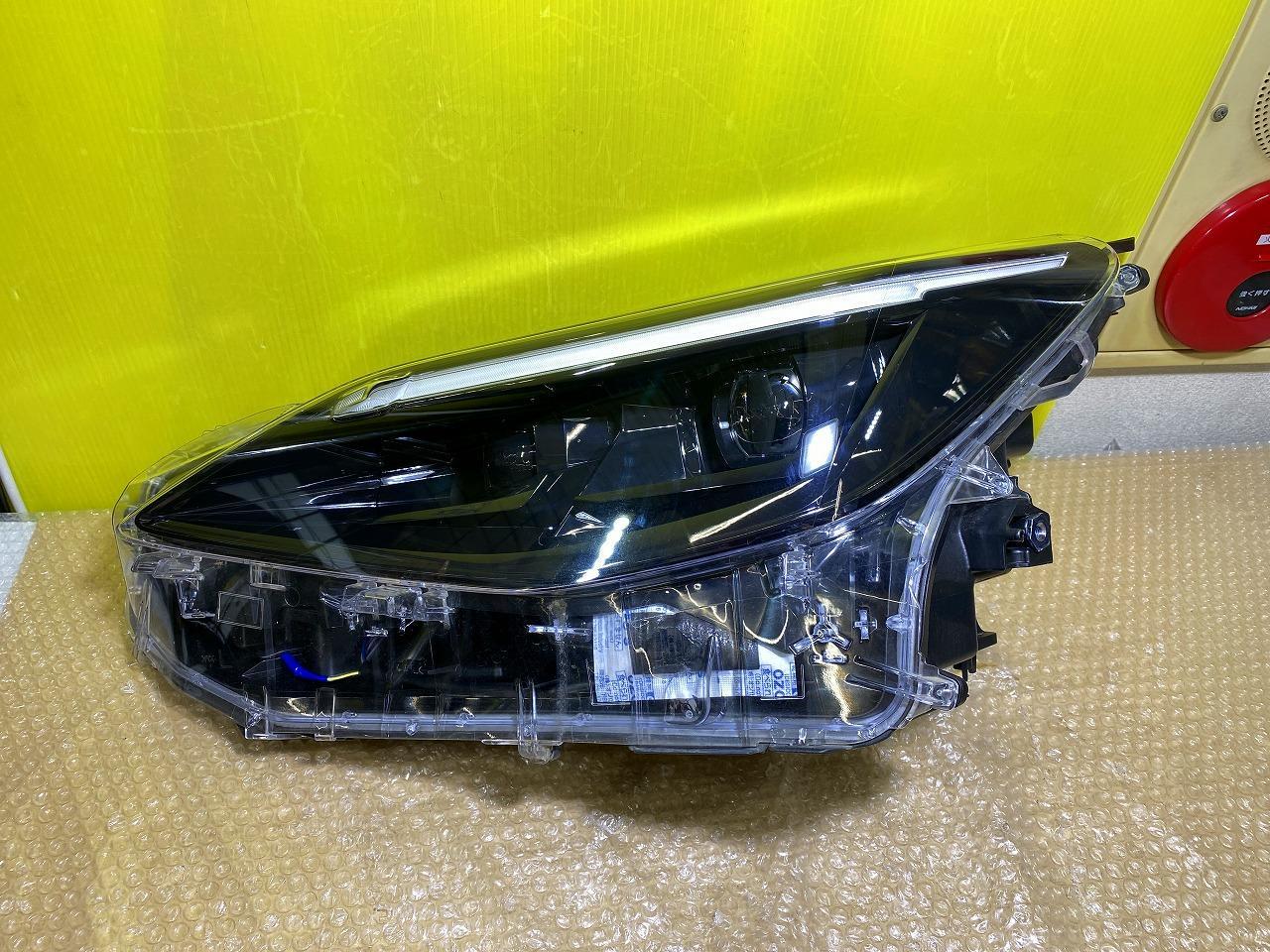 MXPB10/MXPB15/MXPJ10/MXPJ15 ヤリス クロス 純正 左ヘッドライト LED KOITO 52-325 | カー用品 ボディパーツ ヘッドライトを通販で購入する ...