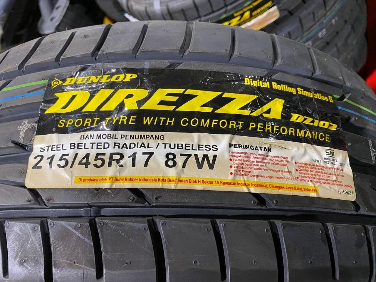 DUNLOP(ダンロップ)DIREZZA DZ102 215/45R17 2024年製 4本 | カー用品 タイヤ 17インチタイヤを通販で購入する | 中古カー＆バイク用品の販売ならアップガレージ