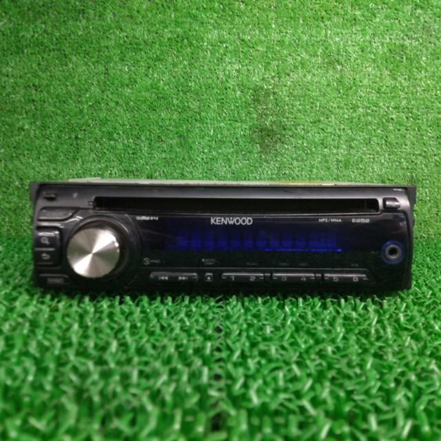 【KENWOOD】KENWOOD E252 CD/フロントAUX | 中古品 | アップガレージ 福岡新宮店 | カー用品 カーナビ(地デジ ...