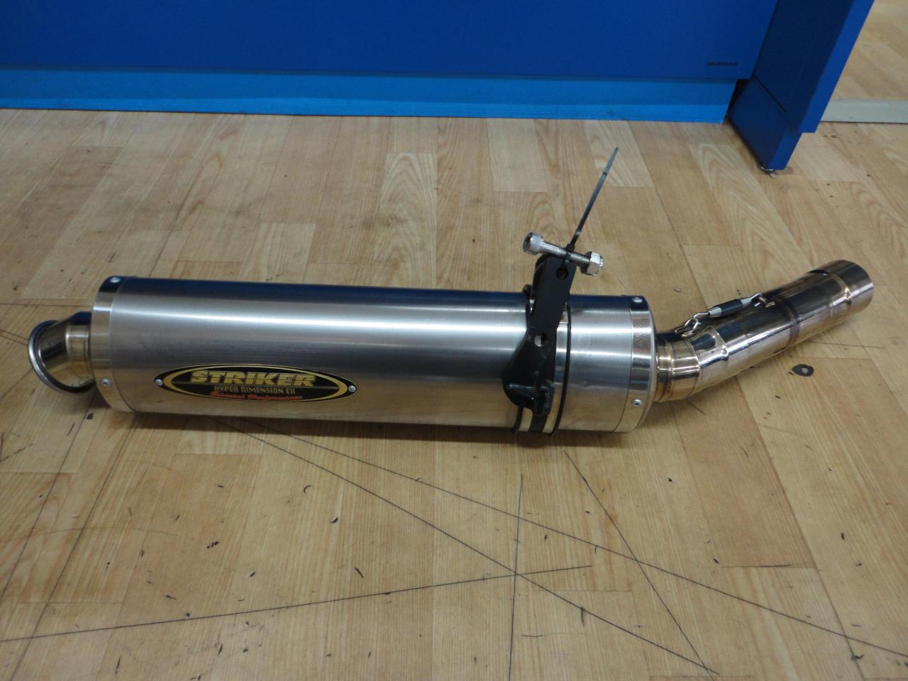 【STRIKER】HYPER DIMESION EX FZ1 FAZER | 中古品 | アップガレージ 茨城取手店 | バイク用品 マフラー ...