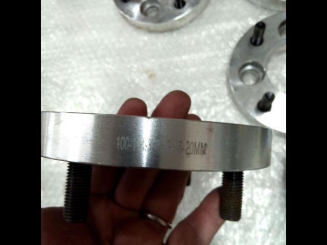 メーカー不明 変換スペーサー 4枚セット | カー用品 タイヤホイール関連 その他ホイール関連を通販で購入する | 中古カー＆バイク用品の販売 ...