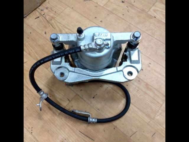 トヨタ純正 フロントキャリパー 【アルファード/ヴェルファイア30系】 | 中古品 | アップガレージ 茨城取手店 | カー用品 ブレーキ系 ...