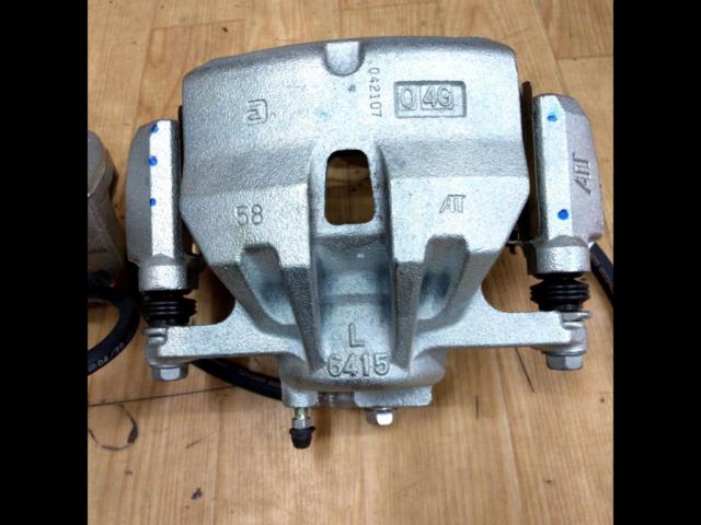 トヨタ純正 フロントキャリパー 【アルファード/ヴェルファイア30系】 | 中古品 | アップガレージ 茨城取手店 | カー用品 ブレーキ系 ...