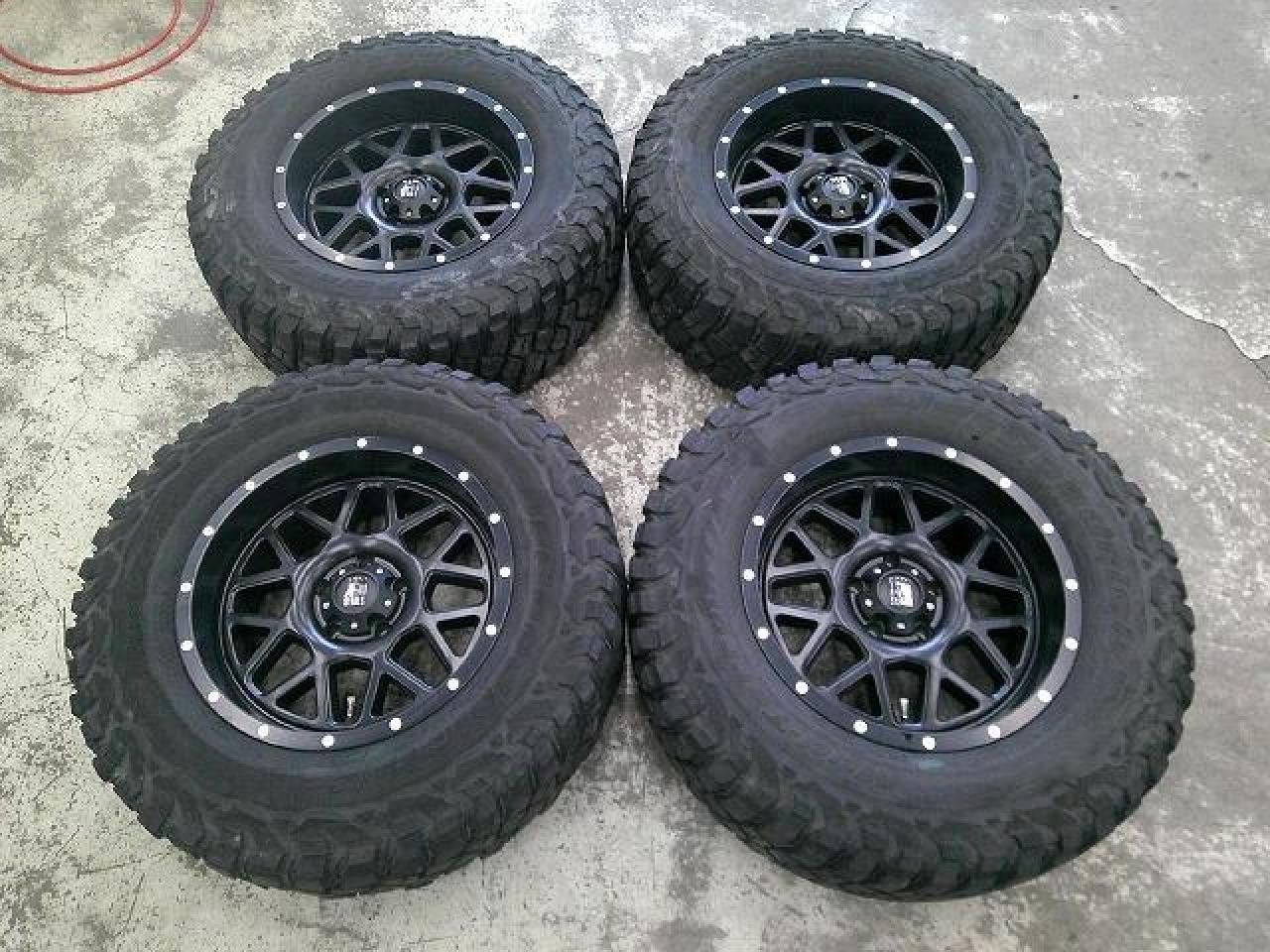 MLJ KMC XD SERIES XD820+BFGoodrich Mud-Terrain T/A KM3 285/70R18 127 ...