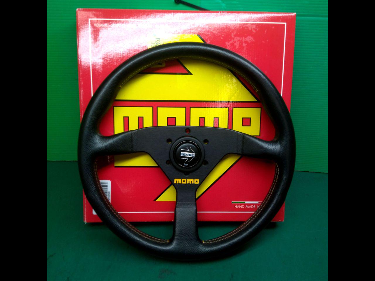 【MOMO】VELOCE RACING V-1 340mm | カー用品 インテリア ステアリングを通販で購入する | 中古カー＆バイク用品の ...