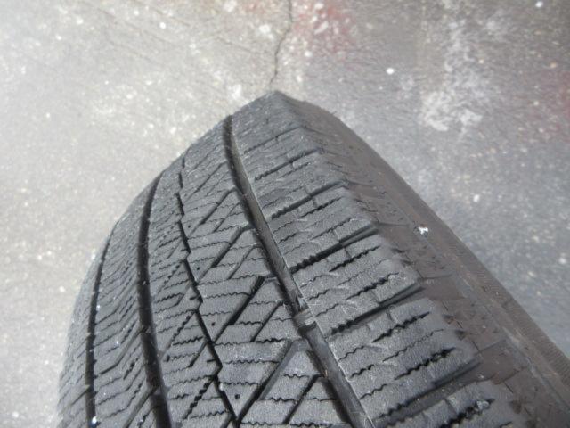 【H倉庫】BRIDGESTONE BLIZZAK VRX2 | カー用品 スタッドレスタイヤ 16インチスタッドレスタイヤを通販で購入する | 中古カー＆バイク用品の販売ならアップガレージ