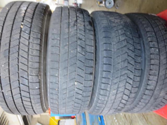 BRIDGESTONE BLIZZAK VRX3 | 中古品 | アップガレージ 札幌平岡店 | カー用品 スタッドレスタイヤ 16インチスタッドレスタイヤを通販で購入する | 中古カー ...