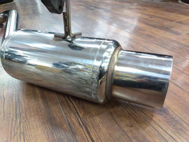 SUXON ハイラックス スサーフ185系ディーゼル マフラー | 中古品 | アップガレージ 福山店 | カー用品 吸気・排気系 マフラーを通販で購入する | 中古カー＆バイク用品の販売なら ...