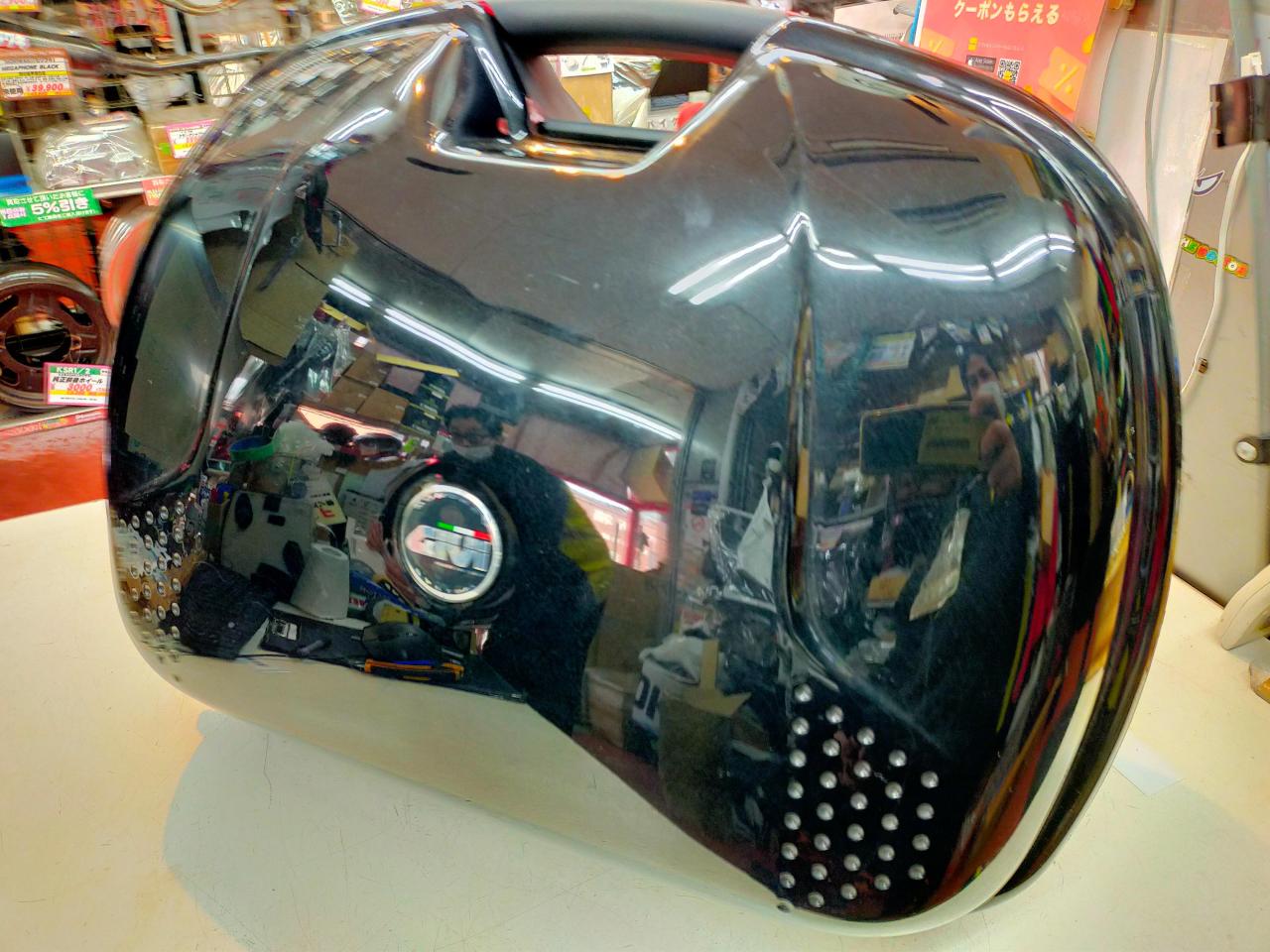 GIVI(ジビ) モノキートップ/サイドケース(E360) 【容量:40L】 | バイク用品 ツーリング用品 BOX(二輪)を通販で購入する | 中古カー＆バイク用品の販売ならアップガレージ