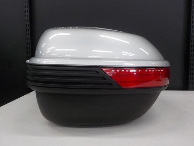 GIVI E360 モノキートップ・サイドケース 容量:40L | バイク用品 ツーリング用品 BOX(二輪)を通販で購入する | 中古カー＆バイク用品の販売ならアップガレージ