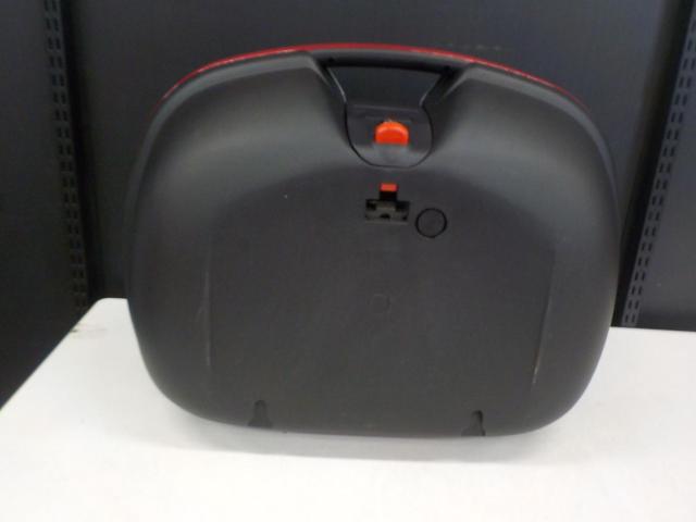 GIVI E360 モノキートップ・サイドケース 容量:40L | バイク用品 ツーリング用品 BOX(二輪)を通販で購入する | 中古カー＆バイク用品の販売ならアップガレージ