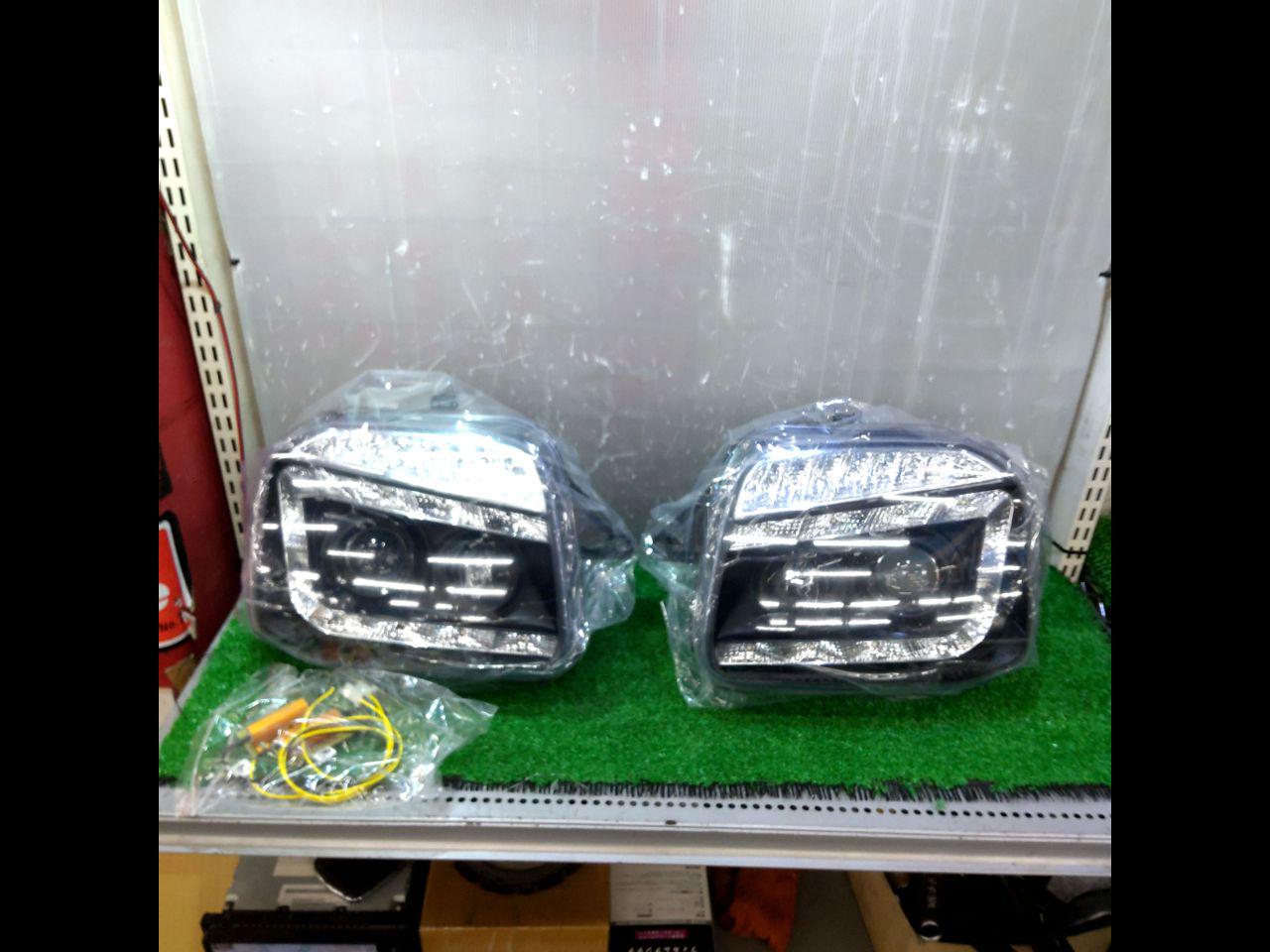 【ジムニー JB23W】JUNYAN プロジェクターLED シャークヘッドライト | カー用品 ボディパーツ ヘッドライトを通販で購入する | 中古カー＆バイク用品の販売ならアップガレージ