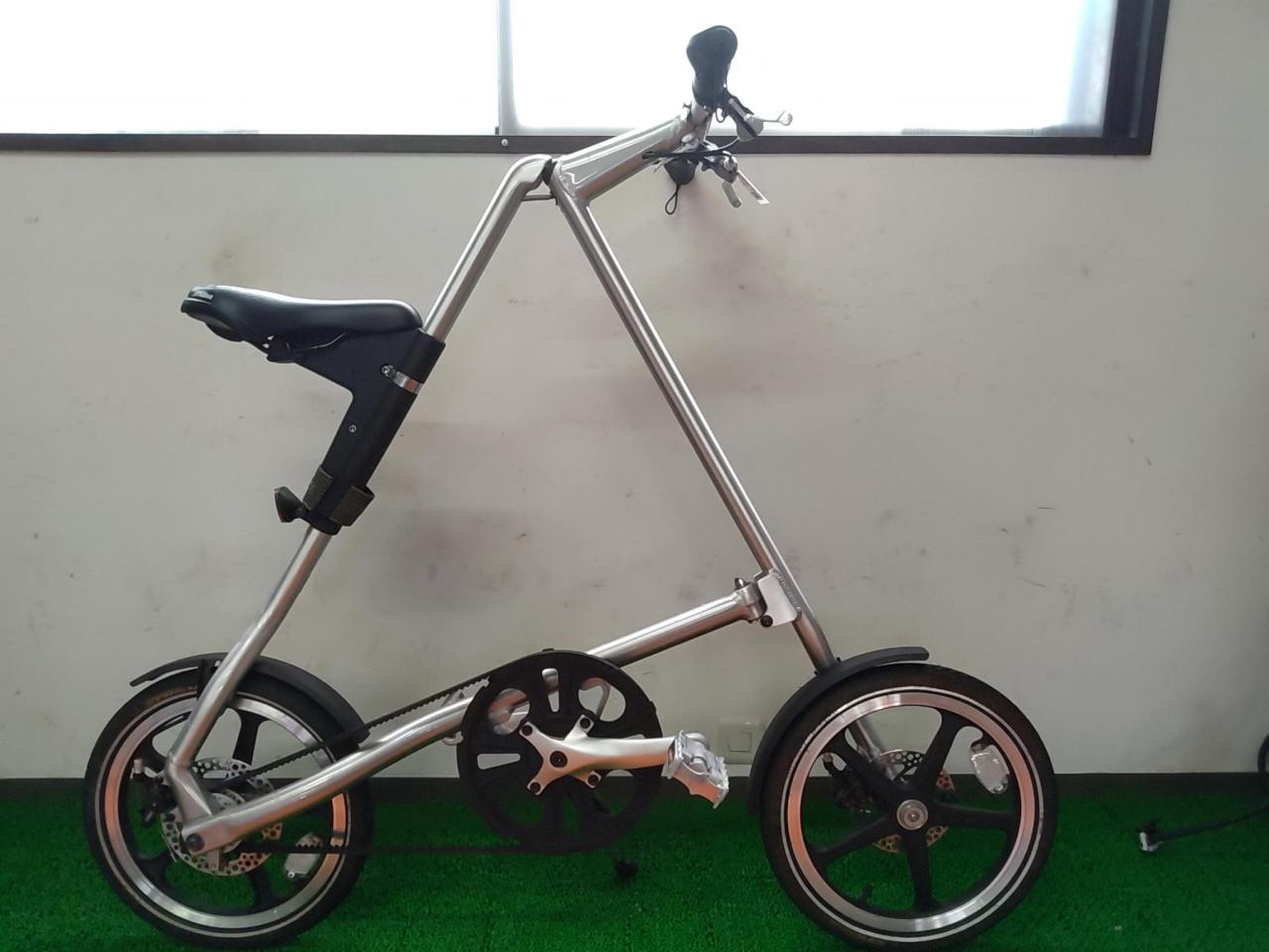 STRIDA LT 16インチ ベルトドライブシングルギア 機械式ディスクブレーキ 折り畳み自転車 シルバー | 折りたたみ自転車を通販で購入する | 中古自転車・自転車パーツを購入するなら ...