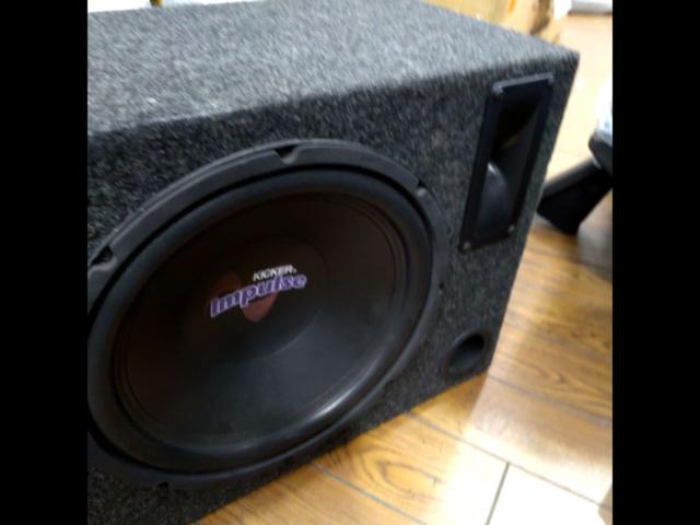 KICKER Impulse | カー用品 スピーカー サブウーハースピーカーBOX付を通販で購入する | 中古カー＆バイク用品の販売なら ...