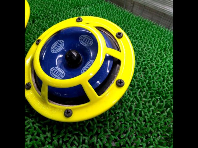 HELLA SHARP TONE HORN SET | カー用品 電装系 ホーンを通販で購入する | 中古カー＆バイク用品の販売ならアップガレージ