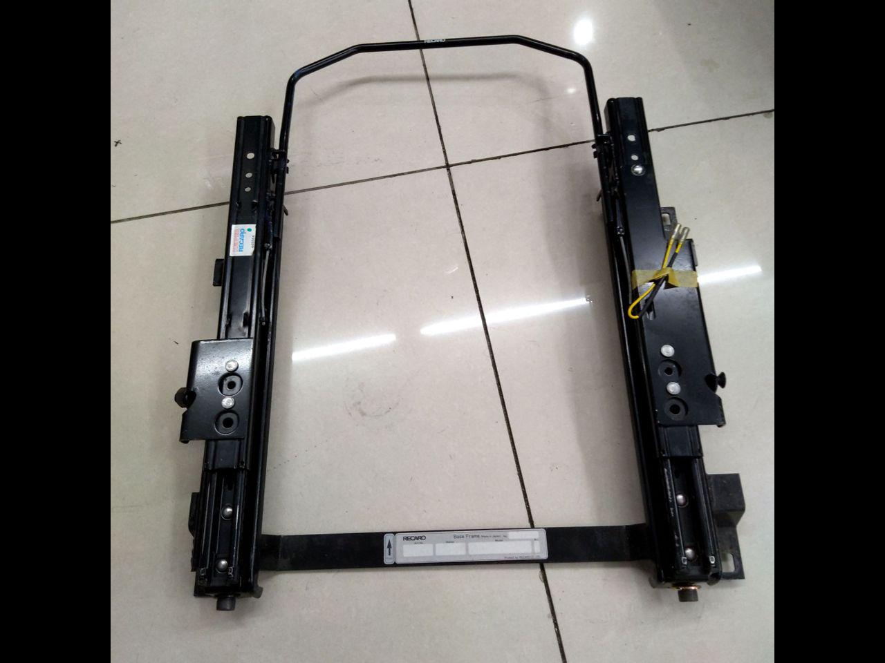 ★プライスダウン★ワケアリ RECARO シートレール | わけあり | アップガレージ 柏沼南店 | カー用品 シート シートレール(レカロ ...