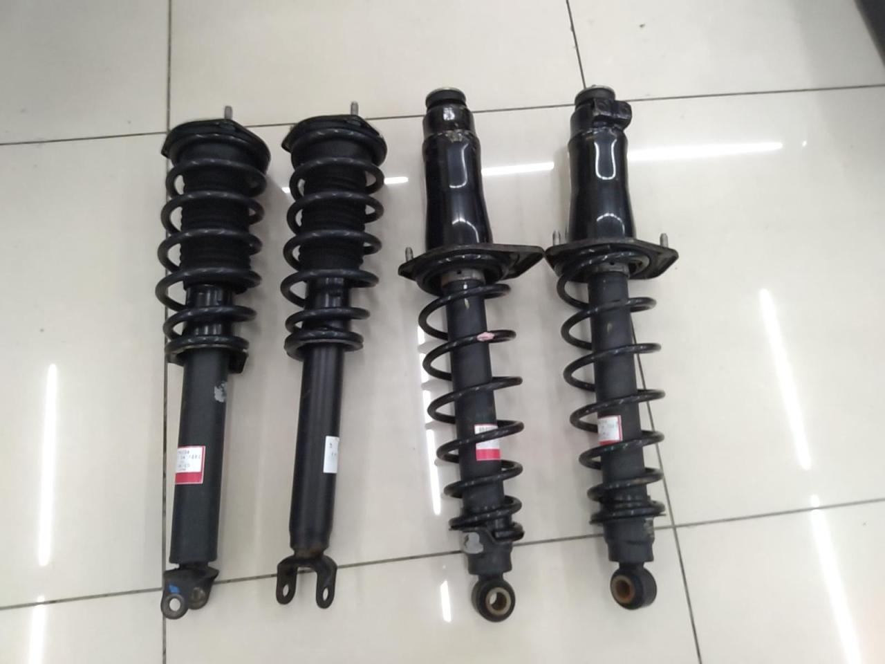 マツダ純正 RX-8 純正サスキット | カー用品 足まわり サスキットを通販で購入する | 中古カー＆バイク用品の販売ならアップガレージ