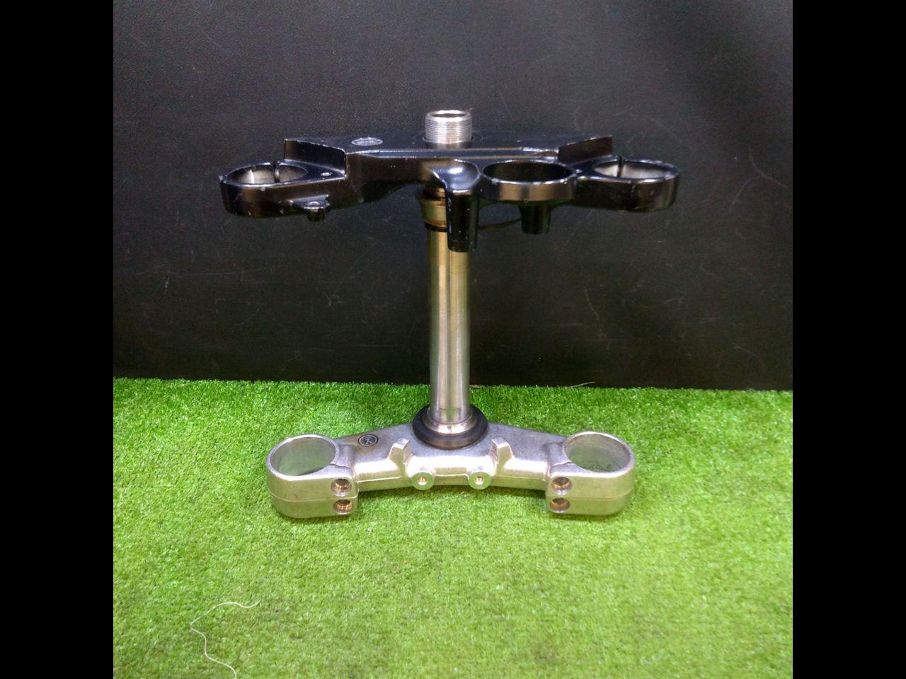 【YAMAHA】YZF-R6 5SL 前期 純正ステム 【値下げしました】 | 中古品 | アップガレージ 横浜戸塚店 | バイク用品 ...